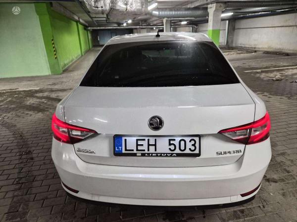 White Skoda SuperB 2017 in Vilnius, with an engine capacity of 2.00 L and mileage of 291 thousand km for 11300 €, photo 6 on AUTOMOTO.COM.LV