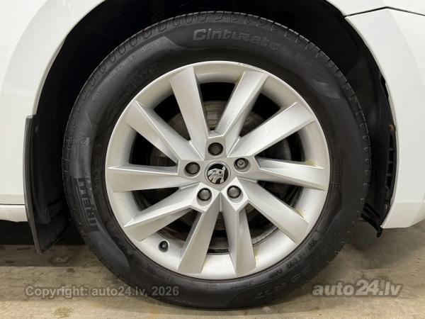 Balts Skoda SuperB 2017 Tallina, ar dzinēja tilpumu 1.40 L un nobraukumu 131 tūkst. km par 14995 €, foto 5 vietnē AUTOMOTO.COM.LV