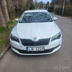 Balts Skoda SuperB 2018 Rīga, ar dzinēja tilpumu 1.60 L un nobraukumu 197 tūkst. km par 12500 €, foto 3 vietnē AUTOMOTO.COM.LV
