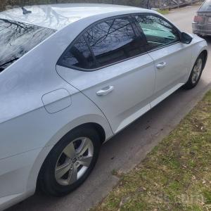 Balts Skoda SuperB 2018 Rīga, ar dzinēja tilpumu 1.60 L un nobraukumu 197 tūkst. km par 12500 €, foto 4 vietnē AUTOMOTO.COM.LV
