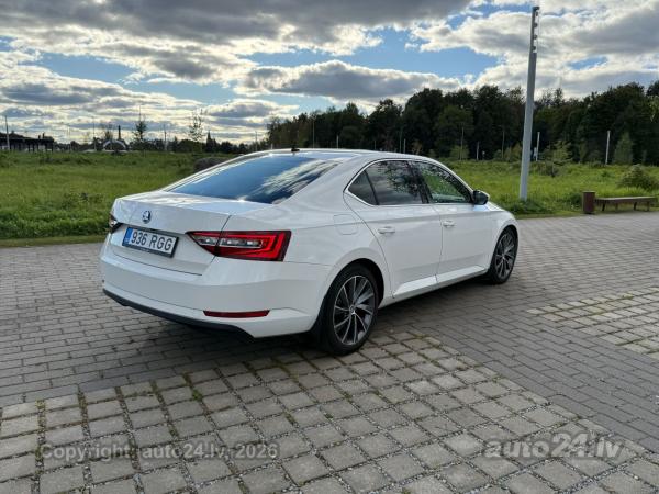Balts Skoda SuperB 2018 Veru, ar dzinēja tilpumu 2.00 L un nobraukumu 155 tūkst. km par 20900 €, foto 5 vietnē AUTOMOTO.COM.LV