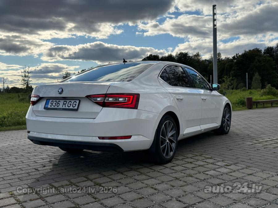 Balts Skoda SuperB 2018 Veru, ar dzinēja tilpumu 2.00 L un nobraukumu 155 tūkst. km par 20900 €, foto 7 vietnē AUTOMOTO.COM.LV