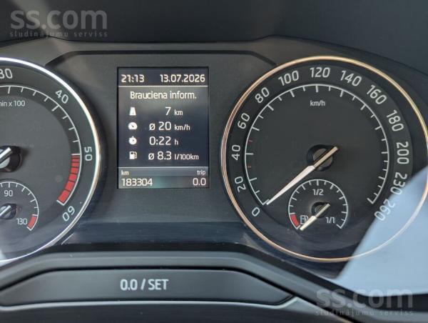 Balts Skoda SuperB 2018 Rīga, ar dzinēja tilpumu 2.00 L un nobraukumu 183 tūkst. km par 15500 €, foto 5 vietnē AUTOMOTO.COM.LV