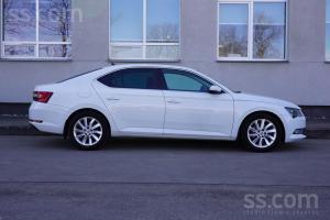 Balts Skoda SuperB 2019 Rīga, ar dzinēja tilpumu 2.00 L un nobraukumu 167 tūkst. km par 11995 €, foto 4 vietnē AUTOMOTO.COM.LV