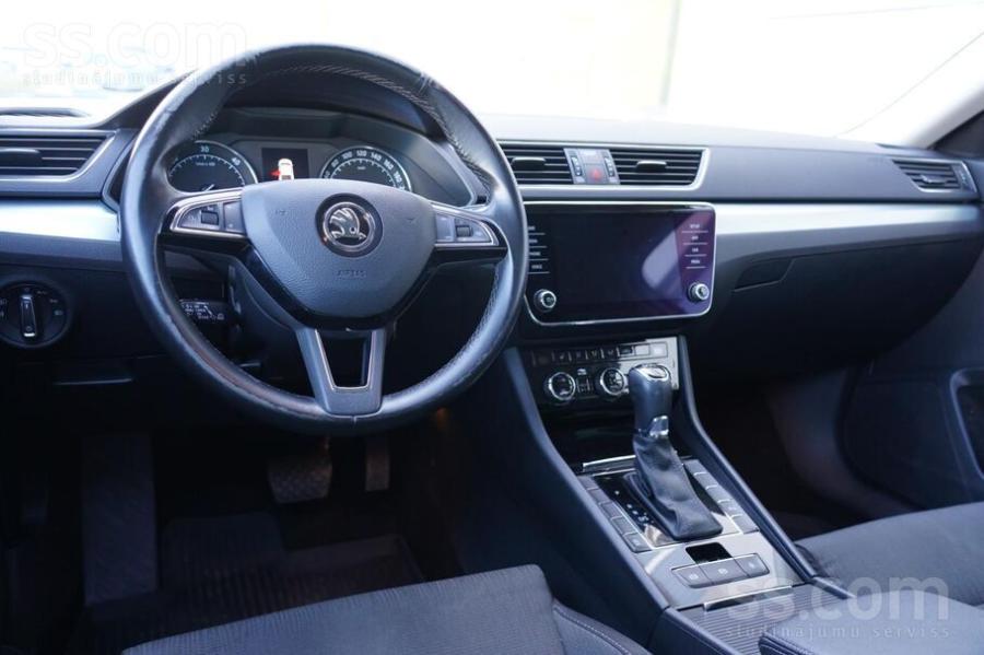 Balts Skoda SuperB 2019 Rīga, ar dzinēja tilpumu 2.00 L un nobraukumu 167 tūkst. km par 11995 €, foto 8 vietnē AUTOMOTO.COM.LV