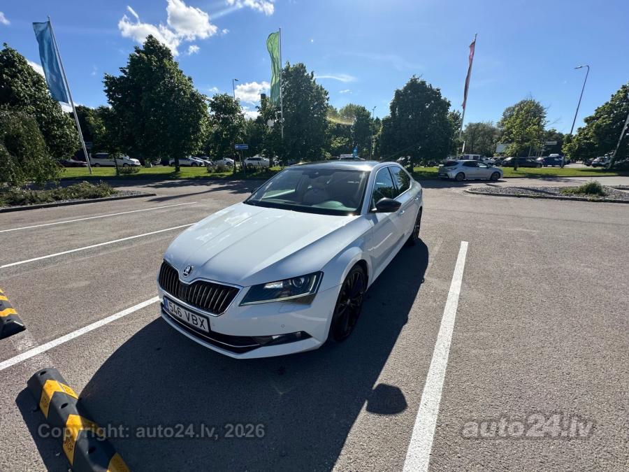 Balts Skoda SuperB 2019 Tallina, ar dzinēja tilpumu 2.00 L un nobraukumu 278 tūkst. km par 13750 €, foto 4 vietnē AUTOMOTO.COM.LV