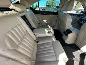 Balts Skoda SuperB 2019 Tallina, ar dzinēja tilpumu 2.00 L un nobraukumu 278 tūkst. km par 13750 €, foto 20 vietnē AUTOMOTO.COM.LV