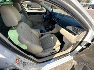 Balts Skoda SuperB 2019 Tallina, ar dzinēja tilpumu 2.00 L un nobraukumu 278 tūkst. km par 13750 €, foto 21 vietnē AUTOMOTO.COM.LV