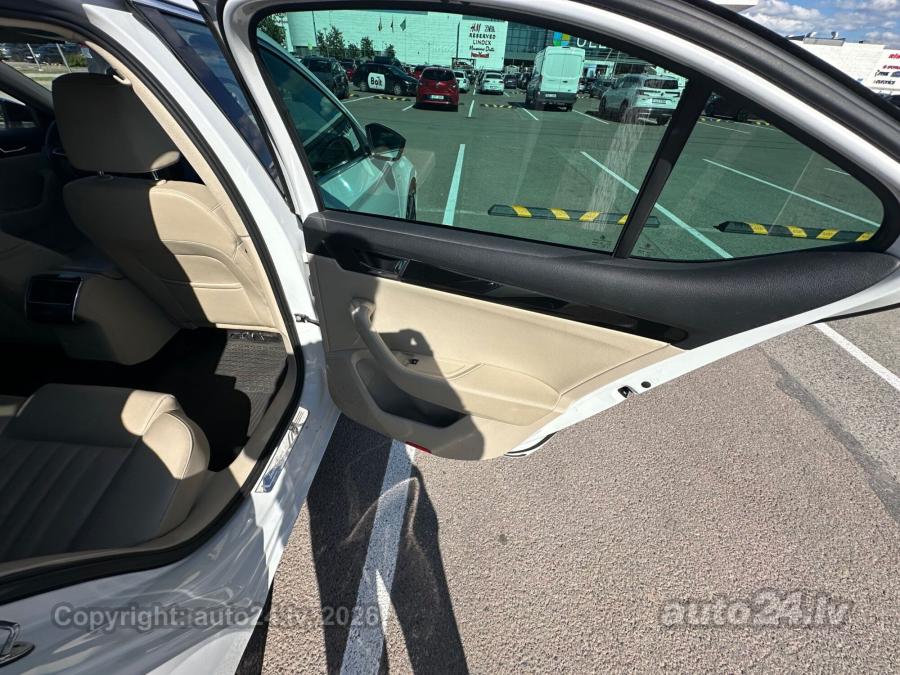 Balts Skoda SuperB 2019 Tallina, ar dzinēja tilpumu 2.00 L un nobraukumu 278 tūkst. km par 13750 €, foto 22 vietnē AUTOMOTO.COM.LV
