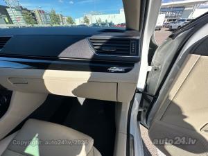 Balts Skoda SuperB 2019 Tallina, ar dzinēja tilpumu 2.00 L un nobraukumu 278 tūkst. km par 13750 €, foto 24 vietnē AUTOMOTO.COM.LV