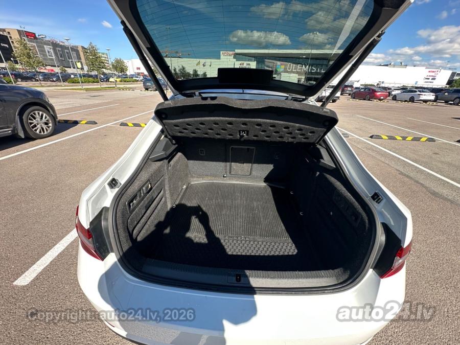 Balts Skoda SuperB 2019 Tallina, ar dzinēja tilpumu 2.00 L un nobraukumu 278 tūkst. km par 13750 €, foto 27 vietnē AUTOMOTO.COM.LV