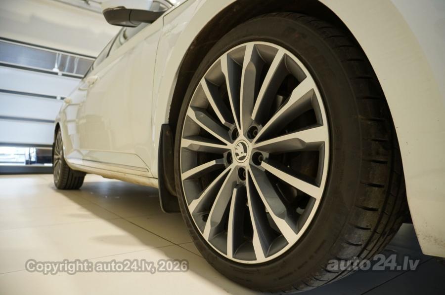 Balts Skoda SuperB 2019 Tallina, ar dzinēja tilpumu 2.00 L un nobraukumu 208 tūkst. km par 16900 €, foto 6 vietnē AUTOMOTO.COM.LV