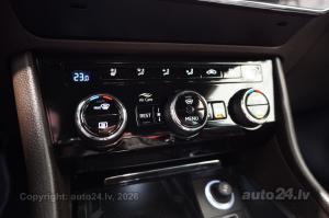 Balts Skoda SuperB 2019 Tallina, ar dzinēja tilpumu 2.00 L un nobraukumu 208 tūkst. km par 16900 €, foto 24 vietnē AUTOMOTO.COM.LV