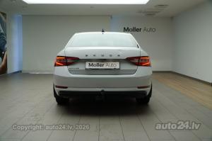 Balts Skoda SuperB 2020 Tallina, ar dzinēja tilpumu 2.00 L un nobraukumu 116 tūkst. km par 19900 €, foto 5 vietnē AUTOMOTO.COM.LV