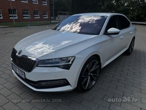 Balts Skoda SuperB 2020 Tallina, ar dzinēja tilpumu 2.00 L un nobraukumu 204 tūkst. km par 19500 €, foto  vietnē AUTOMOTO.COM.LV