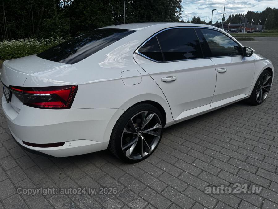 Balts Skoda SuperB 2020 Tallina, ar dzinēja tilpumu 2.00 L un nobraukumu 204 tūkst. km par 19500 €, foto 4 vietnē AUTOMOTO.COM.LV