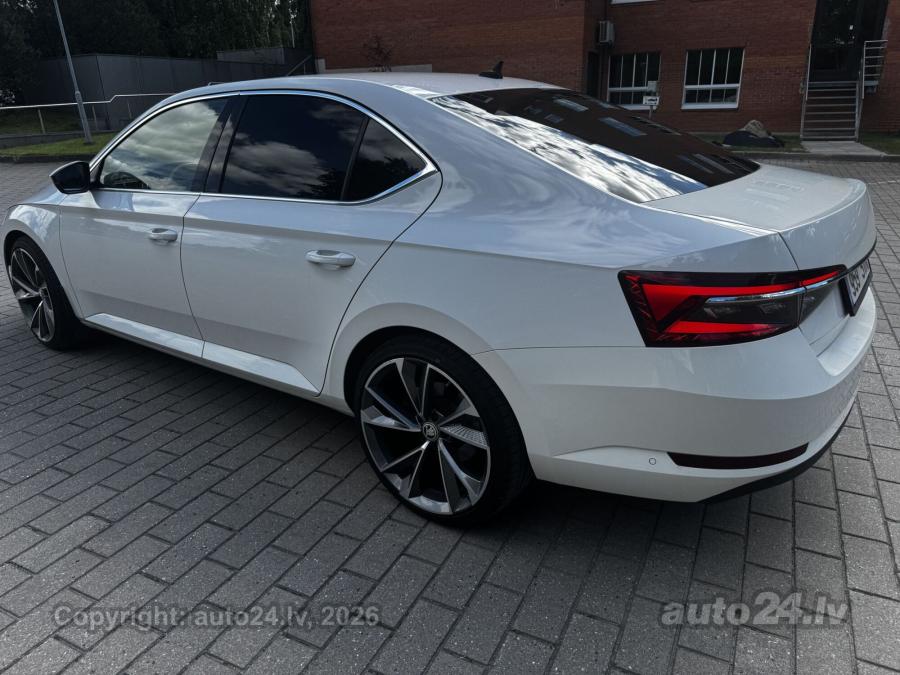 Balts Skoda SuperB 2020 Tallina, ar dzinēja tilpumu 2.00 L un nobraukumu 204 tūkst. km par 19500 €, foto 5 vietnē AUTOMOTO.COM.LV