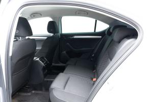 Balts Skoda SuperB 2020 Jehvi, ar dzinēja tilpumu 2.00 L un nobraukumu 115 tūkst. km par 19700 €, foto 18 vietnē AUTOMOTO.COM.LV