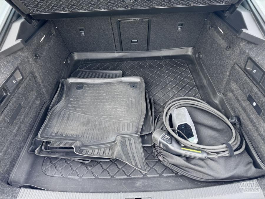 White Skoda SuperB 2020 in Avizieniai, with an engine capacity of 1.40 L and mileage of 146 thousand km for 18650 €, photo 13 on AUTOMOTO.COM.LV