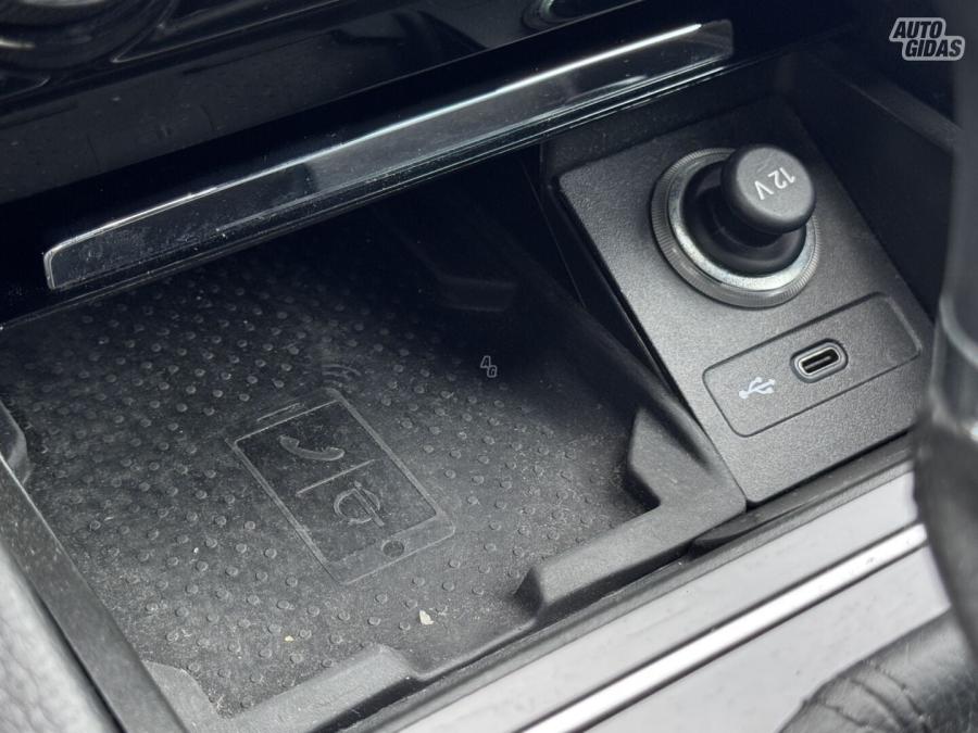 White Skoda SuperB 2020 in Avizieniai, with an engine capacity of 1.40 L and mileage of 146 thousand km for 18650 €, photo 30 on AUTOMOTO.COM.LV