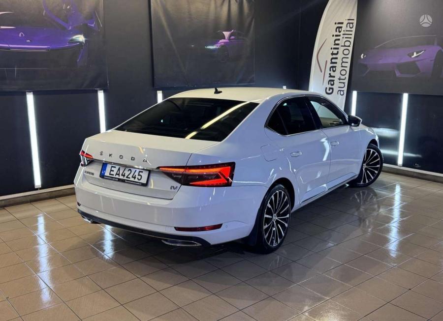 White Skoda SuperB 2020 in Vilnius, with an engine capacity of 1.40 L and mileage of 146 thousand km for 18650 €, photo 3 on AUTOMOTO.COM.LV