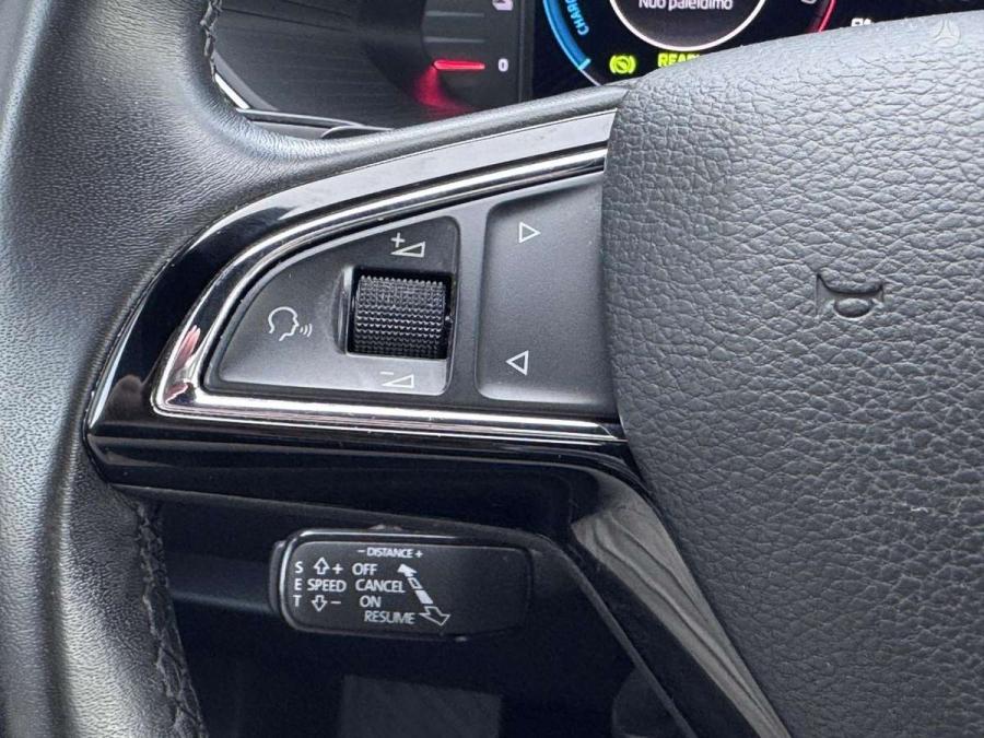 White Skoda SuperB 2020 in Vilnius, with an engine capacity of 1.40 L and mileage of 146 thousand km for 18650 €, photo 19 on AUTOMOTO.COM.LV