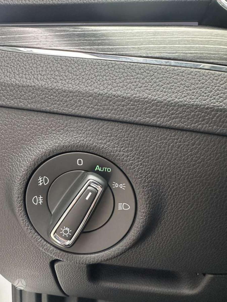 White Skoda SuperB 2020 in Klaipeda, with an engine capacity of 1.40 L and mileage of 75 thousand km for 21800 €, photo 16 on AUTOMOTO.COM.LV