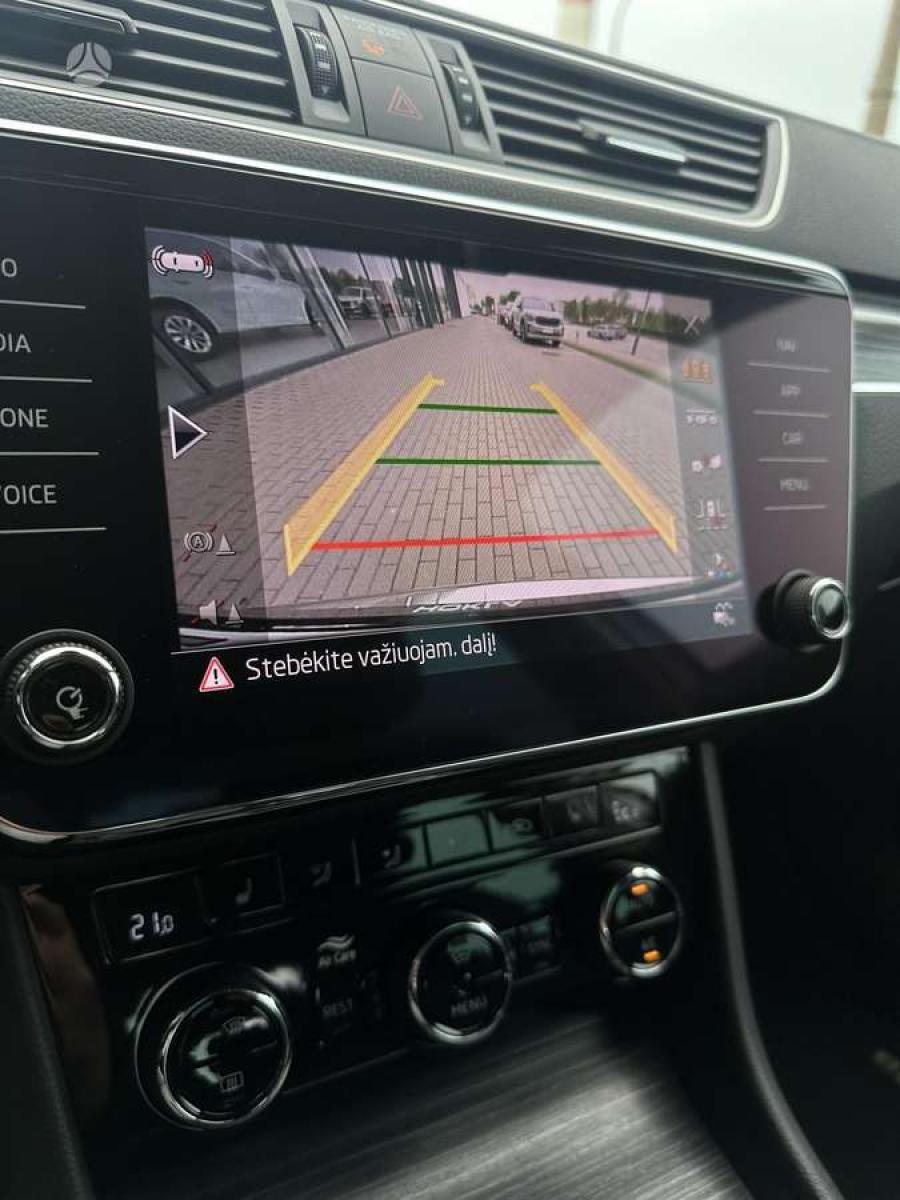 White Skoda SuperB 2020 in Klaipeda, with an engine capacity of 1.40 L and mileage of 75 thousand km for 21800 €, photo 27 on AUTOMOTO.COM.LV