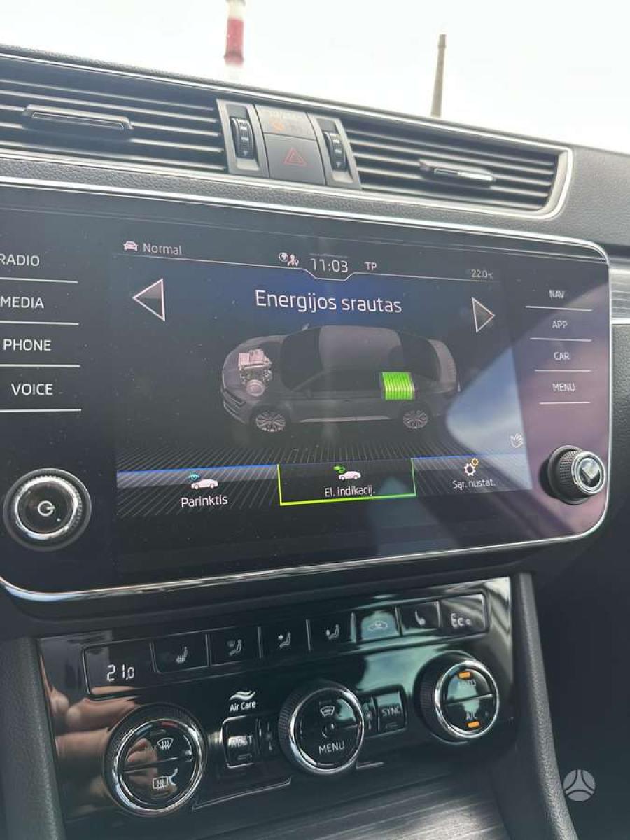 White Skoda SuperB 2020 in Klaipeda, with an engine capacity of 1.40 L and mileage of 75 thousand km for 21800 €, photo 39 on AUTOMOTO.COM.LV