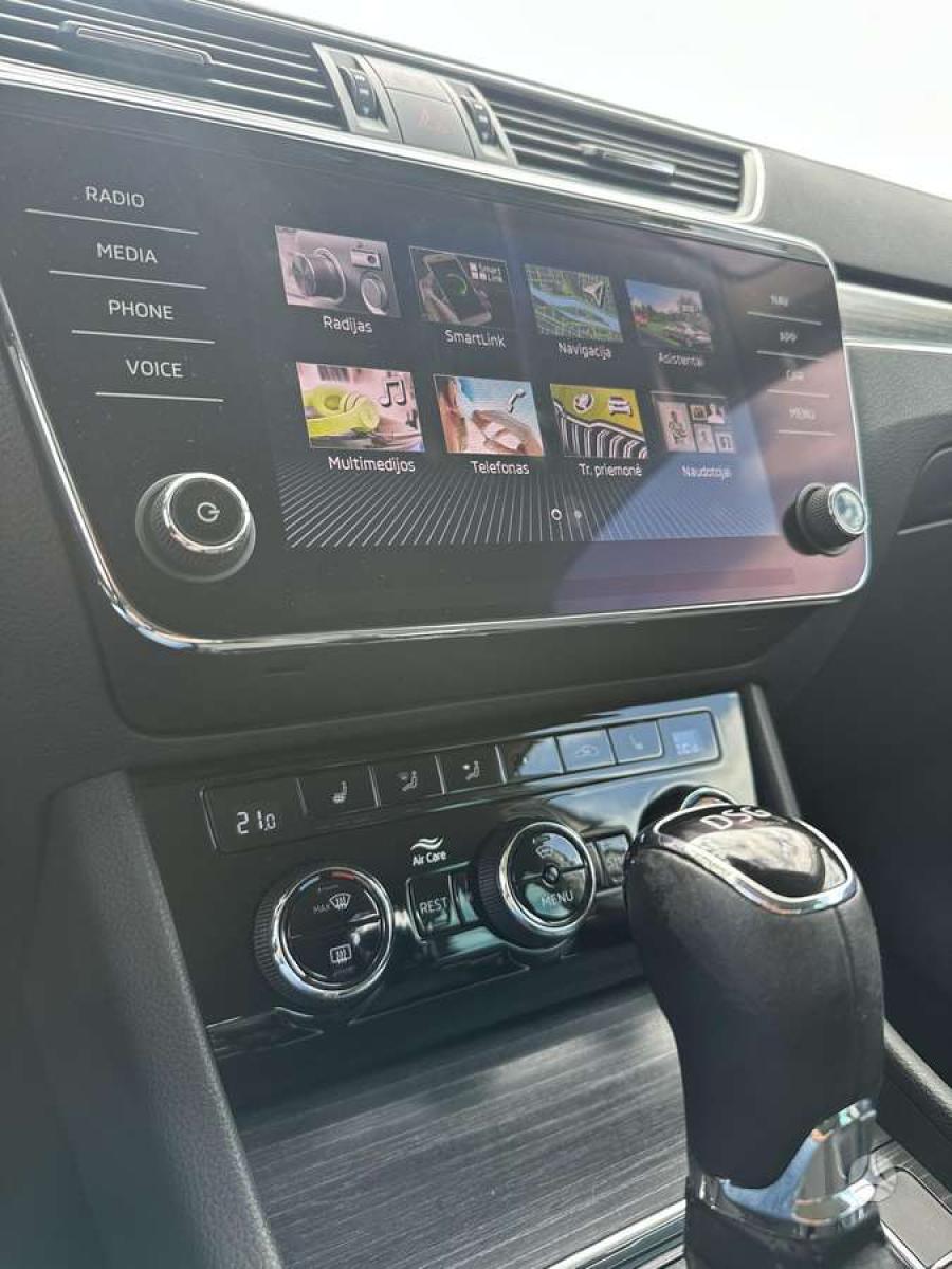 White Skoda SuperB 2020 in Klaipeda, with an engine capacity of 1.40 L and mileage of 75 thousand km for 21800 €, photo 40 on AUTOMOTO.COM.LV
