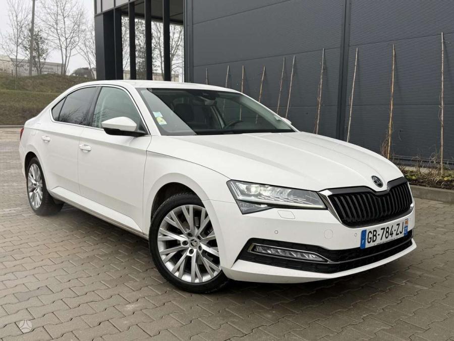 Balts Skoda SuperB 2021 Viļņa, ar dzinēja tilpumu 2.00 L un nobraukumu 293 tūkst. km par 13700 €, foto 1 vietnē AUTOMOTO.COM.LV