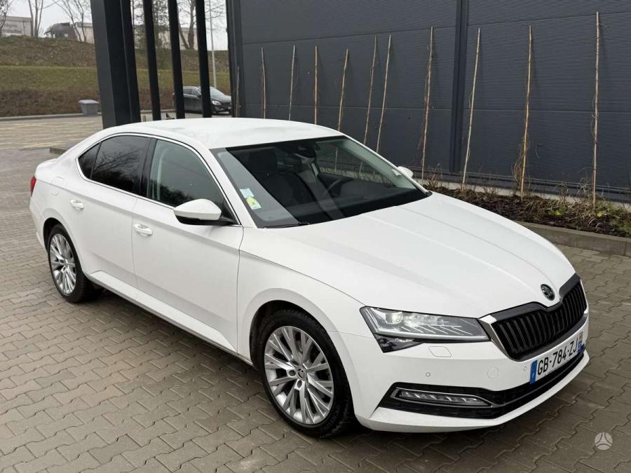 Balts Skoda SuperB 2021 Viļņa, ar dzinēja tilpumu 2.00 L un nobraukumu 293 tūkst. km par 13700 €, foto 5 vietnē AUTOMOTO.COM.LV