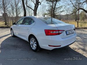 Balts Skoda SuperB 2021 Hāpsalu, ar dzinēja tilpumu 2.00 L un nobraukumu 135 tūkst. km par 19000 €, foto 5 vietnē AUTOMOTO.COM.LV