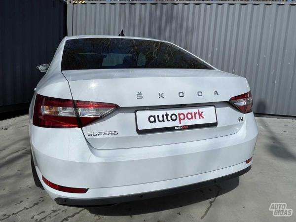 White Skoda SuperB 2021 in Vilnius, with an engine capacity of 1.40 L and mileage of 112 thousand km for 17500 €, photo 4 on AUTOMOTO.COM.LV