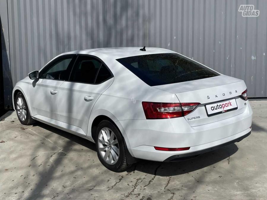 White Skoda SuperB 2021 in Vilnius, with an engine capacity of 1.40 L and mileage of 112 thousand km for 17500 €, photo 6 on AUTOMOTO.COM.LV