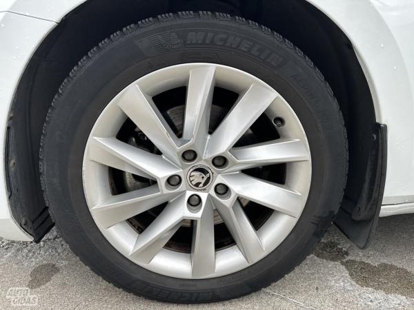 Skoda SuperB 2021 Klaipėda vietnē Balts Skoda SuperB 2021 Klaipėda, ar dzinēja tilpumu 1.50 L un nobraukumu 117 tūkst. km par 19500 €, foto 10 vietnē AUTOMOTO.COM.LV