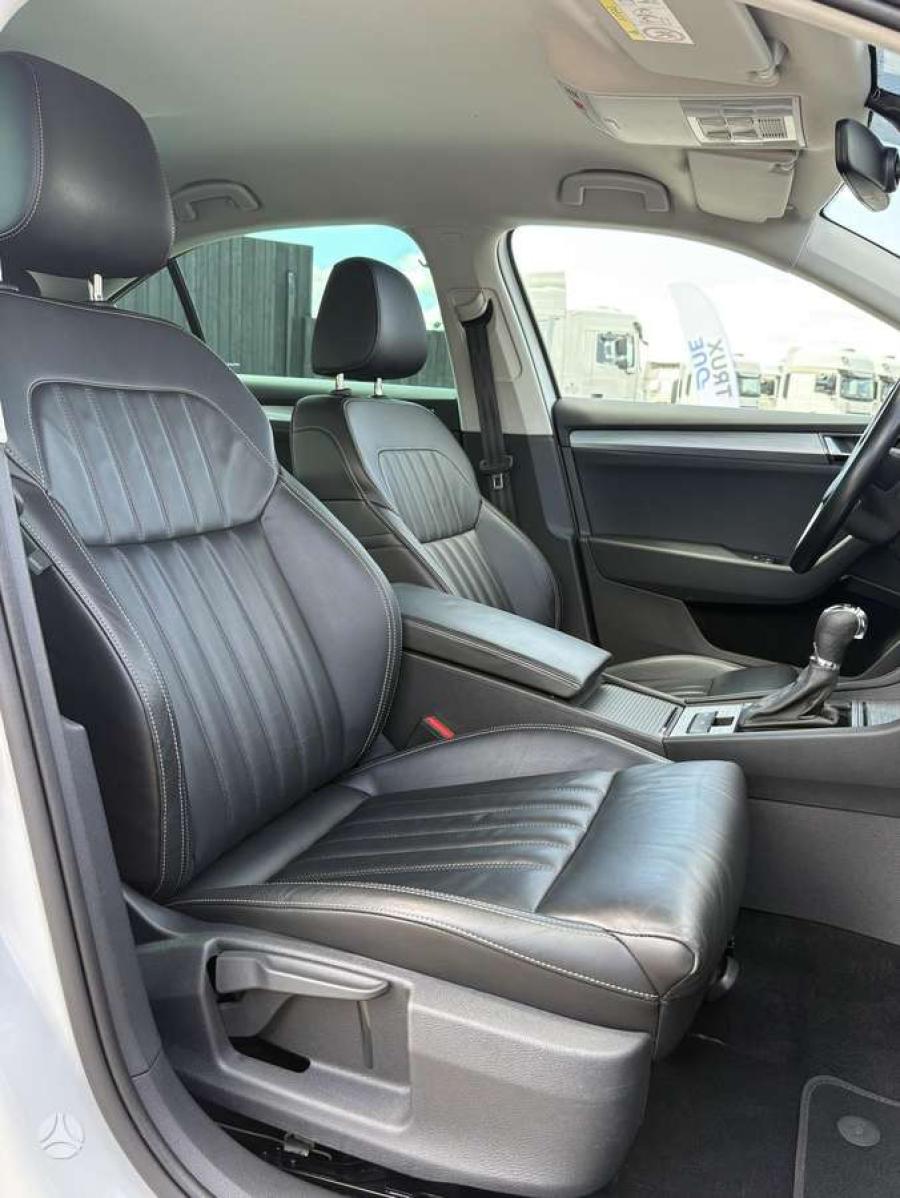 White Skoda SuperB 2022 in Kaunas, with an engine capacity of 1.97 L and mileage of 290 thousand km for 12999 €, photo 20 on AUTOMOTO.COM.LV