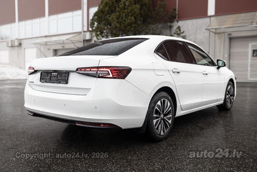 White Skoda SuperB 2024 in Tallinn, with an engine capacity of 2.00 L and mileage of 115 thousand km for 34900 €, photo 5 on AUTOMOTO.COM.LV