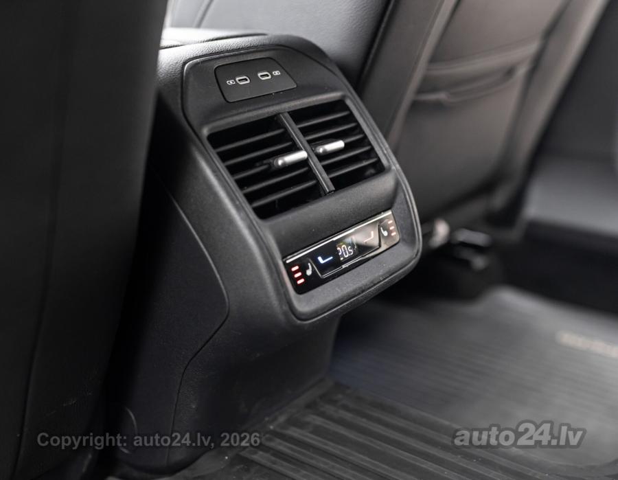 White Skoda SuperB 2024 in Tallinn, with an engine capacity of 2.00 L and mileage of 115 thousand km for 34900 €, photo 11 on AUTOMOTO.COM.LV