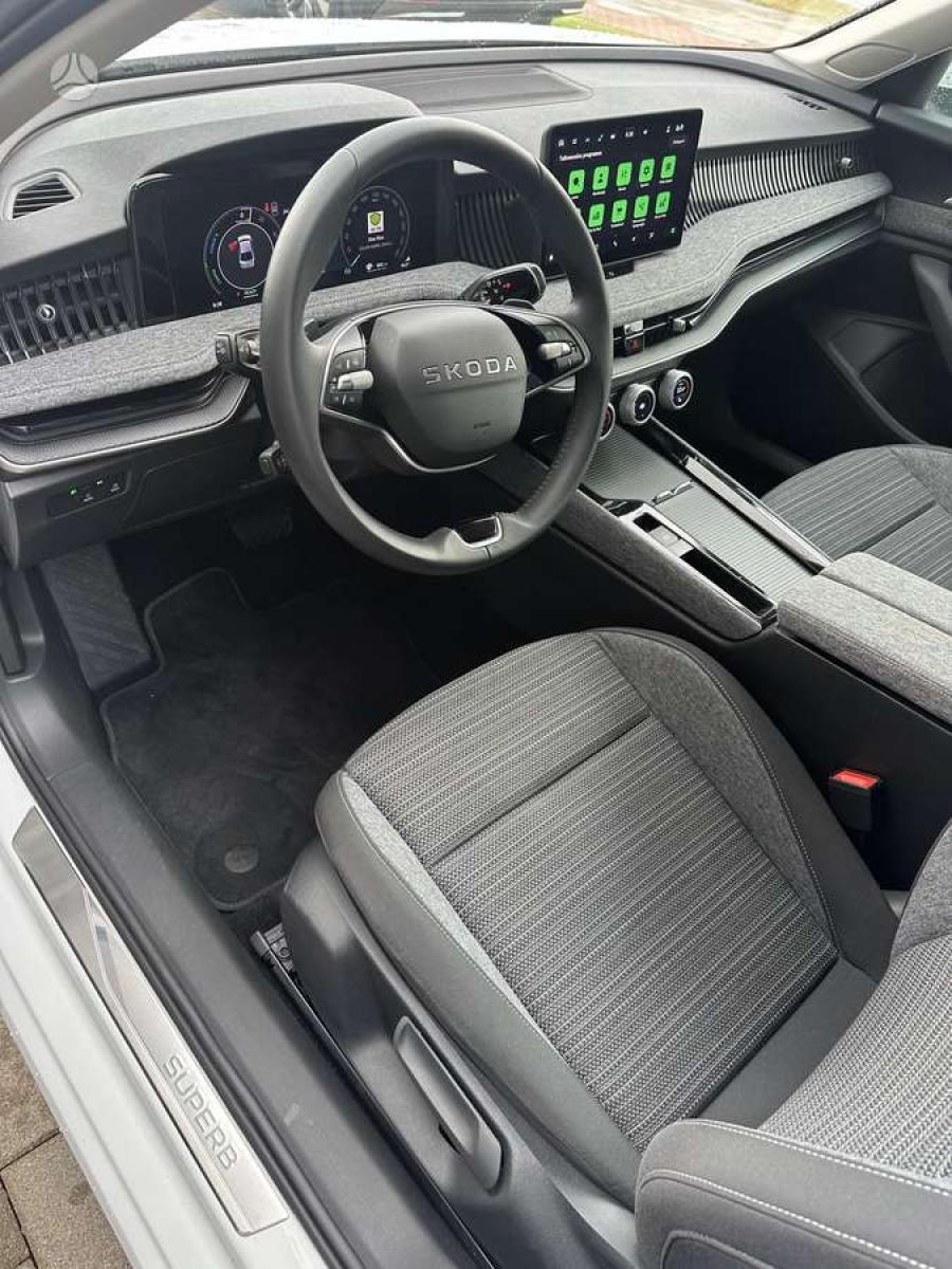 White Skoda SuperB 2026 in Klaipeda, with an engine capacity of 1.50 L and mileage of 5 thousand km for 39950 €, photo 12 on AUTOMOTO.COM.LV