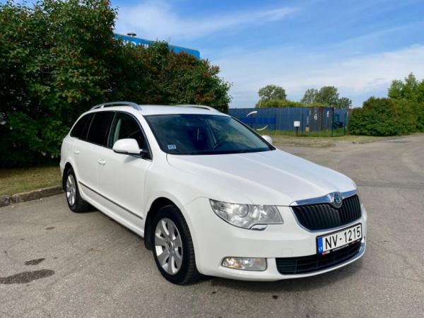 White Skoda SuperB 2010 in Riga, with an engine capacity of 2.00 L and mileage of 0 thousand km for 6400 €, photo 3 on AUTOMOTO.COM.LV