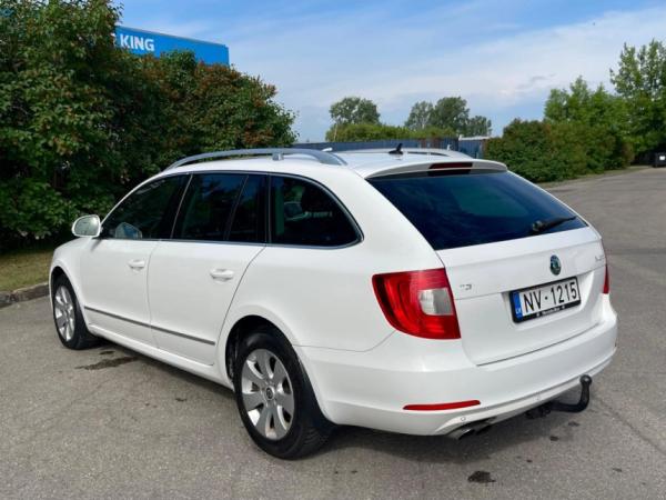 White Skoda SuperB 2010 in Riga, with an engine capacity of 2.00 L and mileage of 0 thousand km for 6400 €, photo 4 on AUTOMOTO.COM.LV