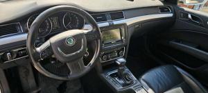 White Skoda SuperB 2010 in Kaunas, with an engine capacity of 1.97 L and mileage of 208 thousand km for 5000 €, photo 5 on AUTOMOTO.COM.LV