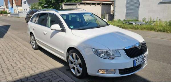 Balts Skoda SuperB 2010 Kauņa, ar dzinēja tilpumu 1.97 L un nobraukumu 208 tūkst. km par 5000 €, foto 6 vietnē AUTOMOTO.COM.LV