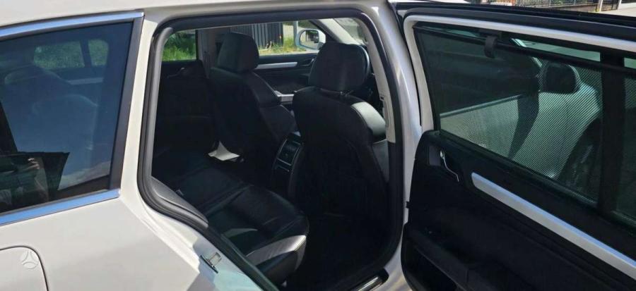 White Skoda SuperB 2010 in Kaunas, with an engine capacity of 1.97 L and mileage of 208 thousand km for 5000 €, photo 11 on AUTOMOTO.COM.LV