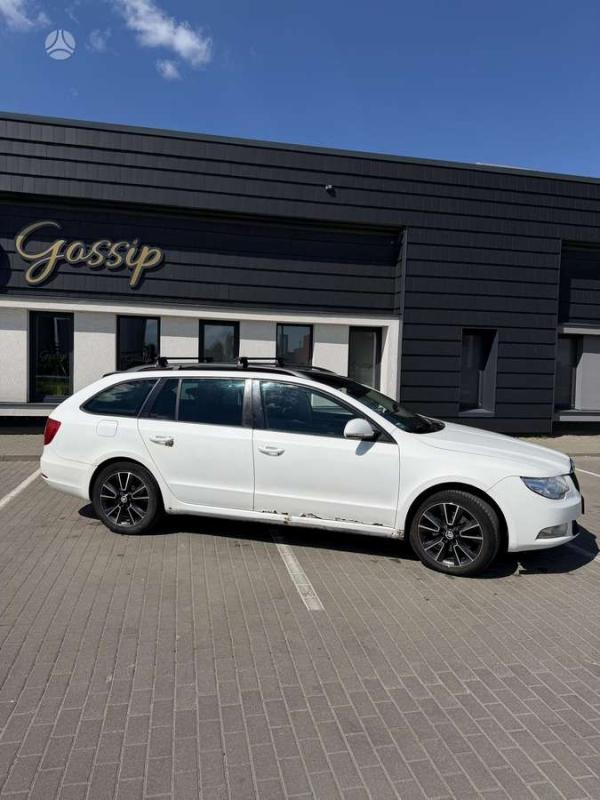 White Skoda SuperB 2010 in Kaunas, with an engine capacity of 1.39 L and mileage of 381 thousand km for 1600 €, photo 7 on AUTOMOTO.COM.LV