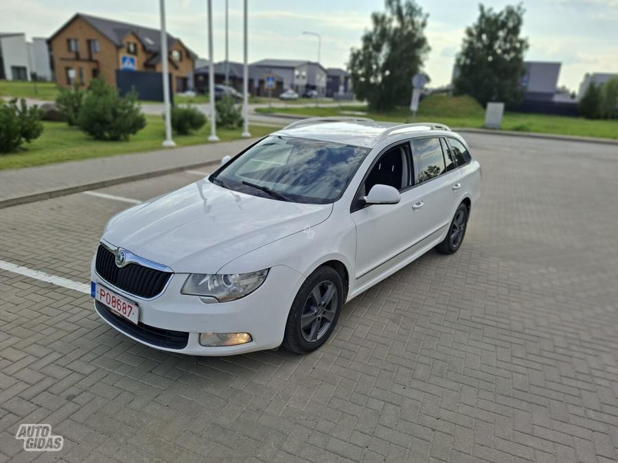 Balts Skoda SuperB 2010 Kauņa, ar dzinēja tilpumu 2.00 L un nobraukumu 400 tūkst. km par 3000 €, foto 6 vietnē AUTOMOTO.COM.LV