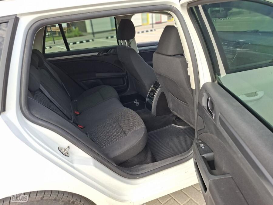 Balts Skoda SuperB 2010 Kauņa, ar dzinēja tilpumu 2.00 L un nobraukumu 400 tūkst. km par 3000 €, foto 15 vietnē AUTOMOTO.COM.LV