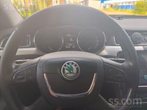 Balts Skoda SuperB 2010 Rēzekne, ar dzinēja tilpumu 2.00 L un nobraukumu 291 tūkst. km par 4750 €, foto 11 vietnē AUTOMOTO.COM.LV