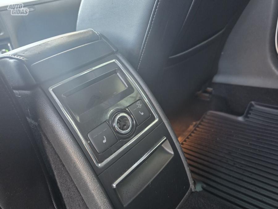 White Skoda SuperB 2010 in Silute, with an engine capacity of 2.00 L and mileage of 280 thousand km for 3800 €, photo 10 on AUTOMOTO.COM.LV
